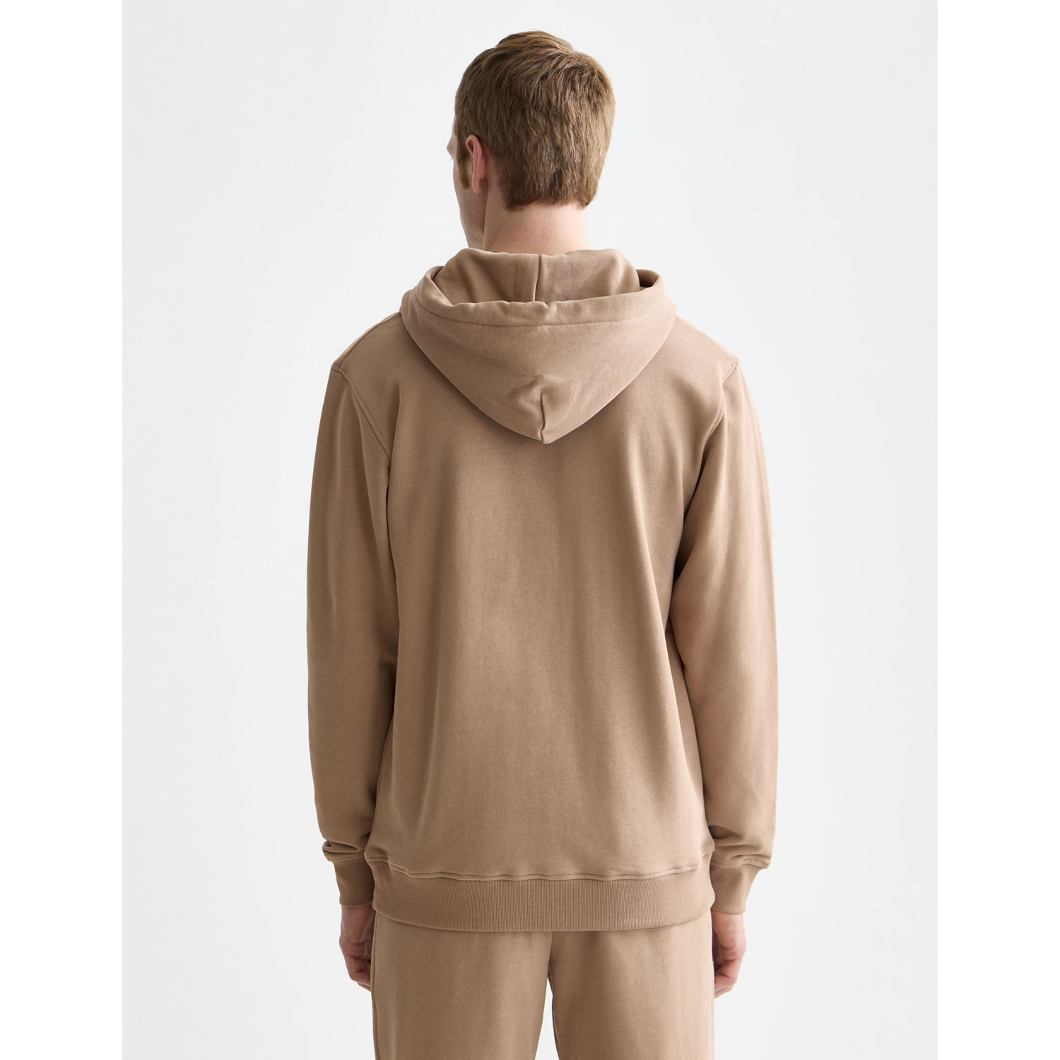 SCOTCH&SODA MEN'S SEASONAL CORE LOGO BADGE REGULAR-FIT HOODIE IN LIGHT ...